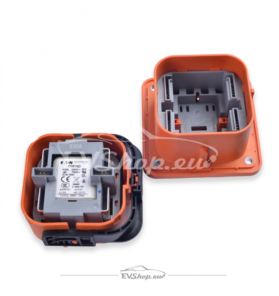 Battery disconnect with 630A fuse