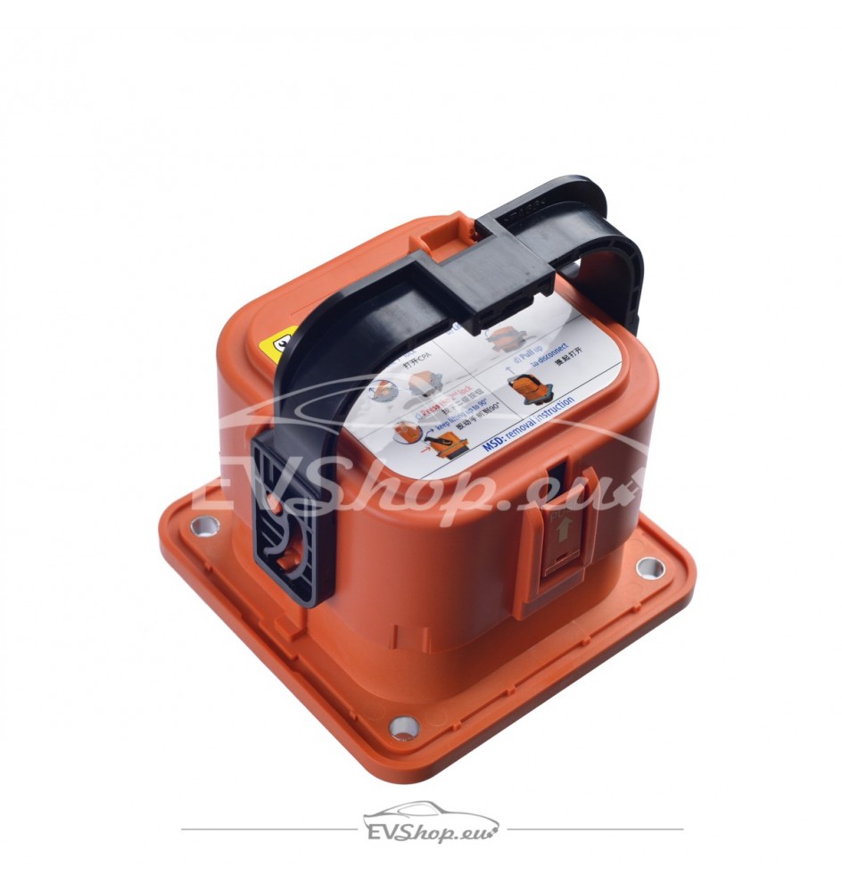 Battery disconnect with 630A fuse